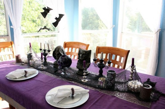 70 Awesome Purple Halloween Décor Ideas - DigsDigs