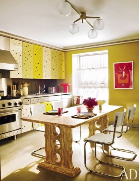 Banana Mood: 27 Yellow Dipped Room Designs - DigsDigs