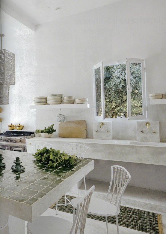 35 Charming Provence-Styled Kitchens You’ll Never Want To Leave - DigsDigs