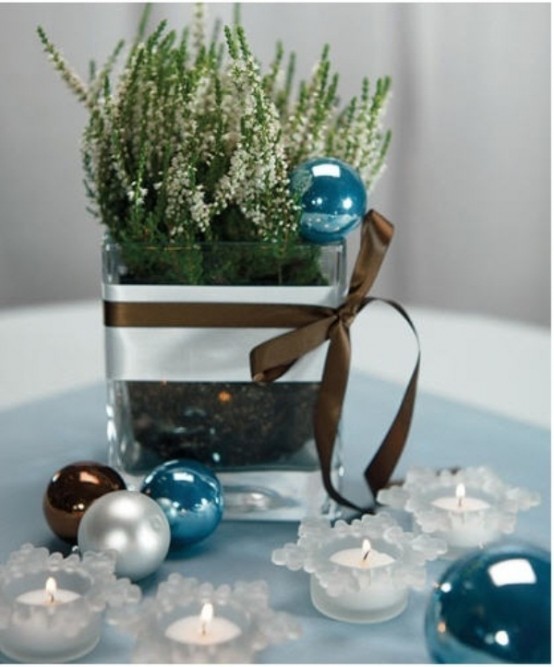 75 Charming Winter Centerpieces - DigsDigs