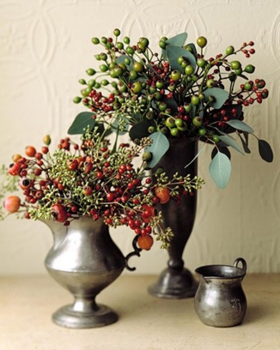 75 Charming Winter Centerpieces - DigsDigs