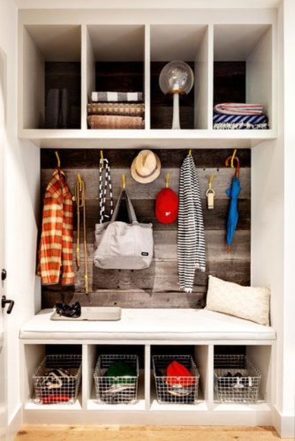 35 Clever Examples To Organize Your Entryway Easily - DigsDigs