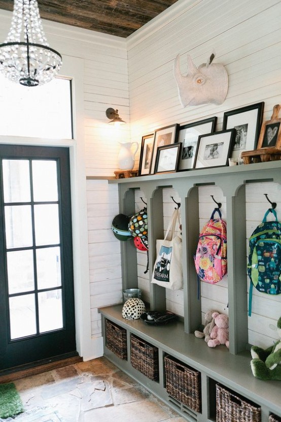 35 Clever Examples To Organize Your Entryway Easily - DigsDigs