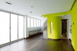 Colorful Loft Design with Unique Wall Structure - Stargarder Strasse by ...
