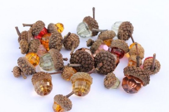 45 Cozy Acorn Décor Ideas For Your Home - DigsDigs