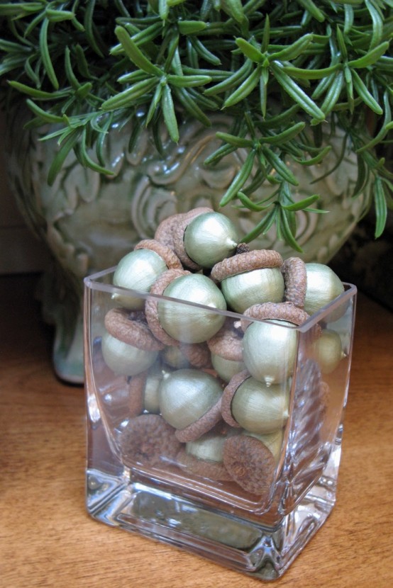 45 Cozy Acorn Décor Ideas For Your Home - DigsDigs