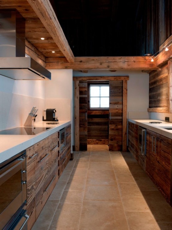 54 Cozy Chalet Kitchen Designs To Get Inspired - DigsDigs