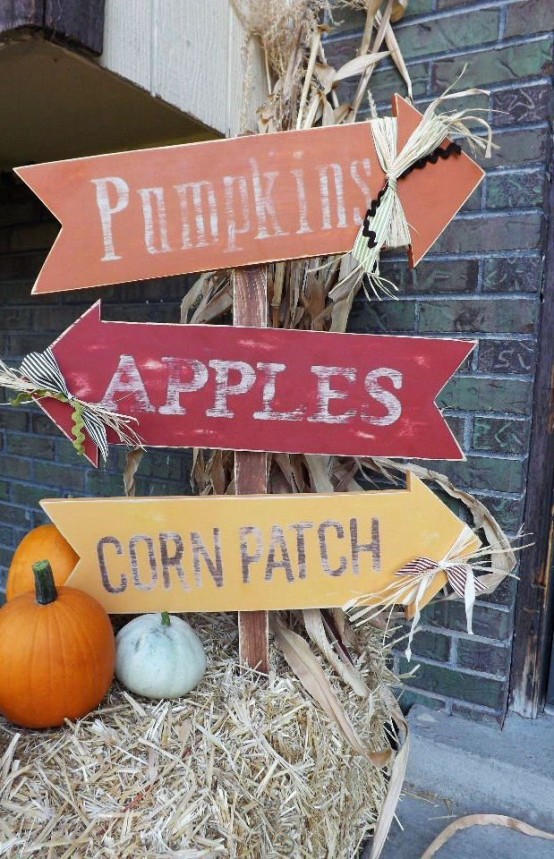 56 Creative And Cute Fall Signs To Welcome Autumn - DigsDigs