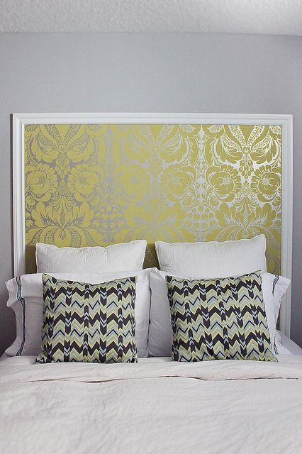 10 Creative Ways To Use Wallpaper - DigsDigs