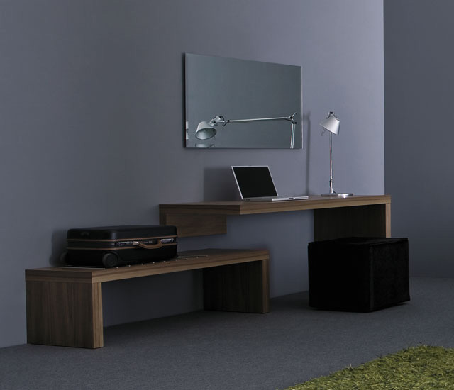 Minimalist Working Desks from Pianca - DigsDigs