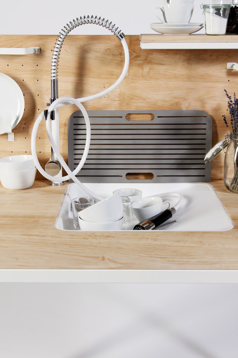 Functional ChopChop Kitchen To Simplify Kitchen Tasks - DigsDigs