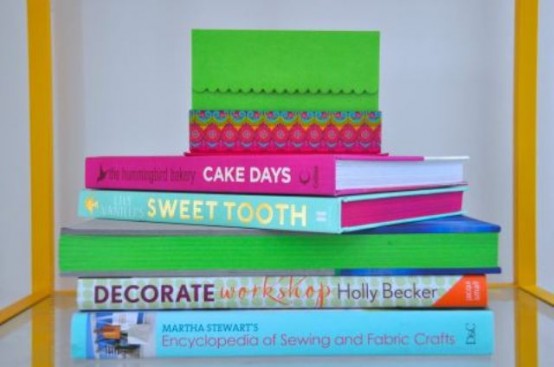 How To Display Books With Style: 5 Tips And 26 Examples - DigsDigs