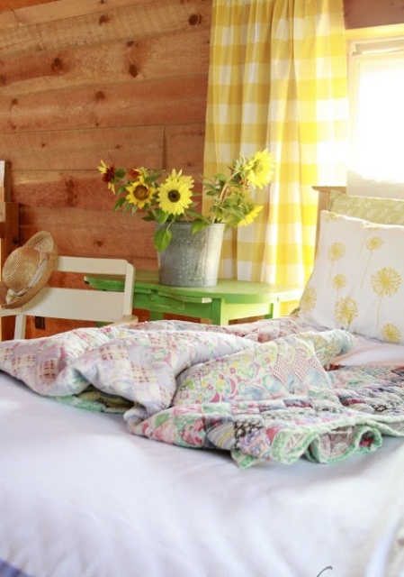 Cheerful Summer Interiors: 49 Inspiring Fresh Summer Bedroom Designs ...