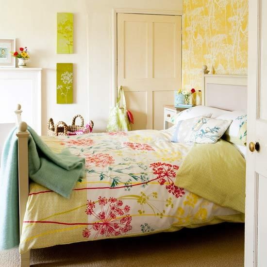Cheerful Summer Interiors: 49 Inspiring Fresh Summer Bedroom Designs ...