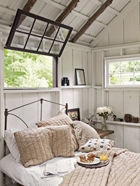 Cheerful Summer Interiors: 49 Inspiring Fresh Summer Bedroom Designs ...