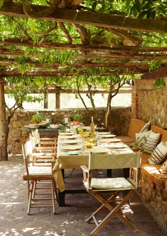 34 Inviting Outdoor Dining Spaces In Various Styles - DigsDigs