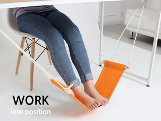 Little Fuut Hammock For Relaxing At Your Workplace - DigsDigs