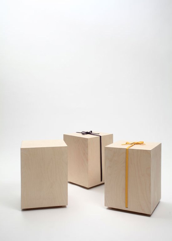 Minimalist Functional Stool Made Of A Box And A Cushion - DigsDigs