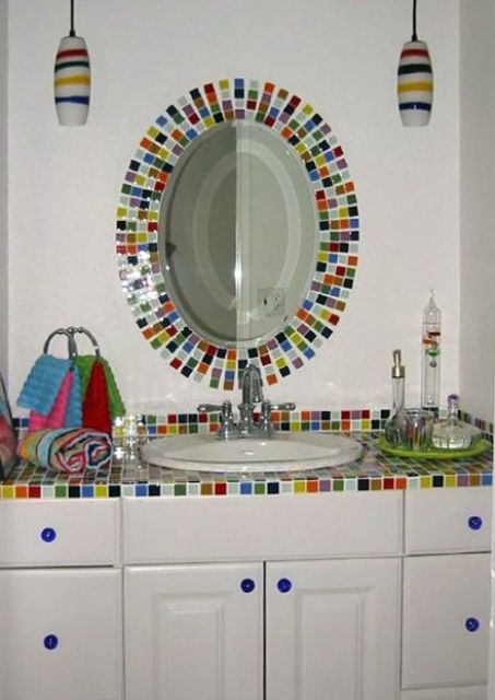47 Multicolor Tile Bathroom Decor Ideas - DigsDigs