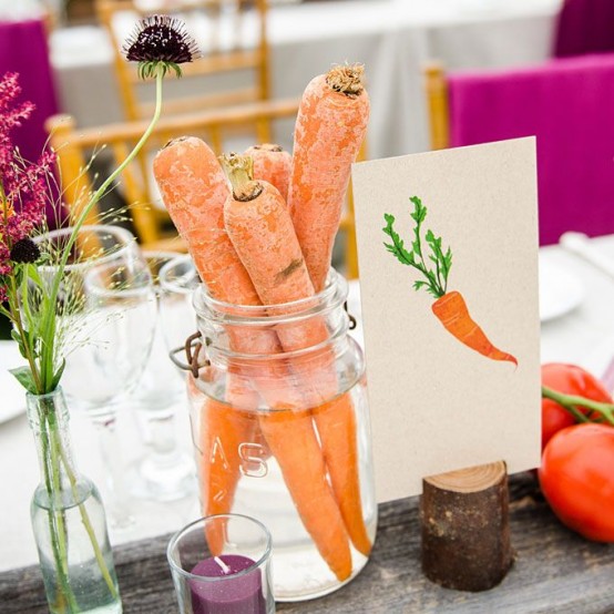34 Rustic Veggies And Herbs Tablescape Ideas - DigsDigs