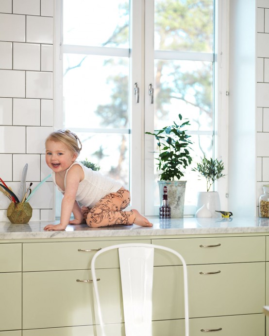 Scandinavian Kitchen Design With Retro Touches - DigsDigs