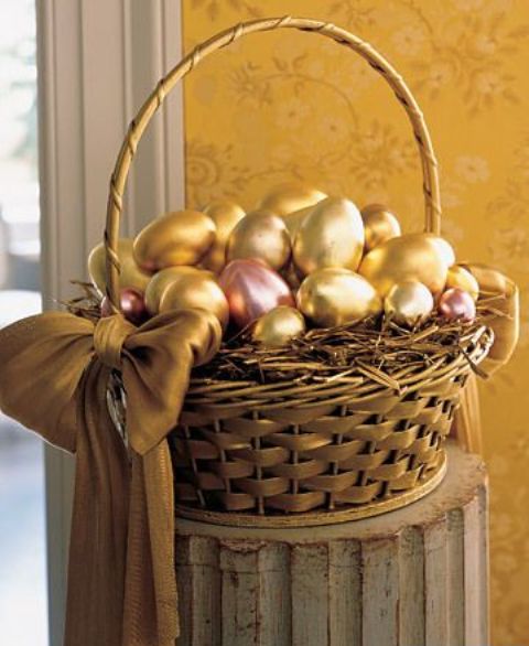 27 Sparkling Gold And Copper Easter Décor Ideas - DigsDigs