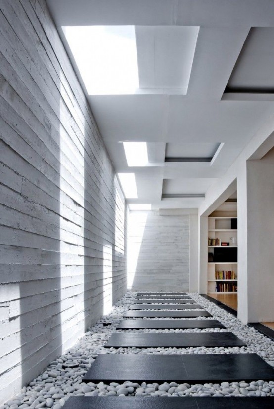 51 Stunning Indoor Courtyard Design Ideas - DigsDigs
