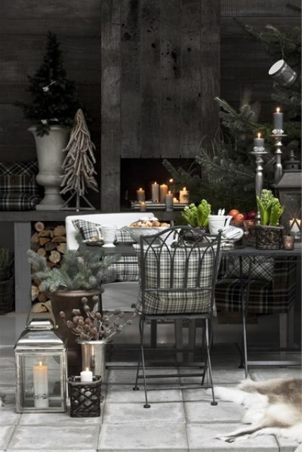 38 Stylish Christmas Décor Ideas In All Shades Of Grey - DigsDigs