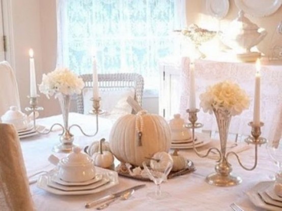 52 Tender White Thanksgiving Décor Ideas - DigsDigs