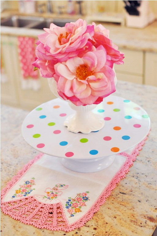 Cool Vintage Candy-Like Kitchen Design With Retro Details - DigsDigs