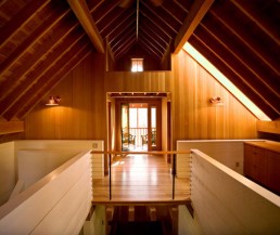 Working Ranch Designed in Natural Style - DigsDigs